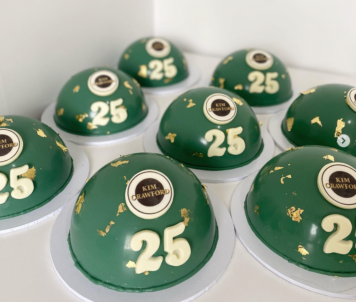 Forget Gift Baskets! Here’s Why Smash Cakes Are the Perfect Holiday Gi ...
